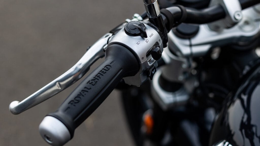 Royal Enfield Super Meteor 650 - From £6,949.00 - GV Bikes